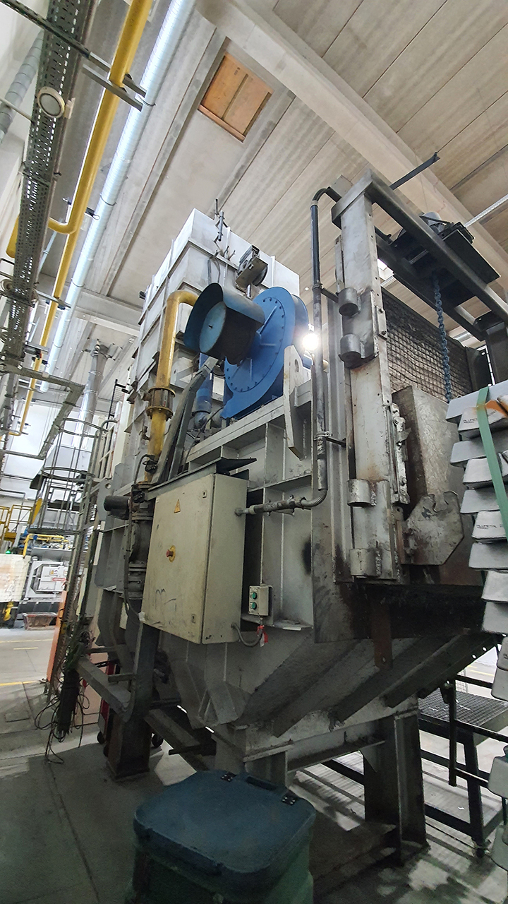 StrikoWestofen MH I-N 3000/2000 G-eg melting furnace O1662, used | O1662